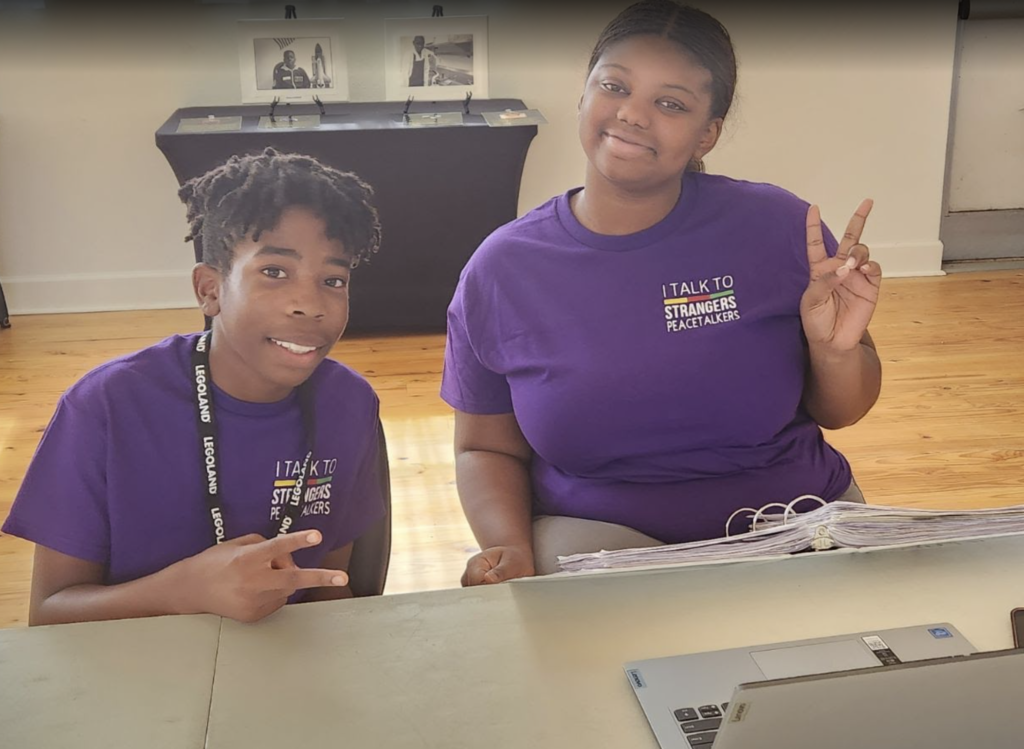 PeaceTalkers – I TALK TO STRANGERS FOUNDATION, INC.